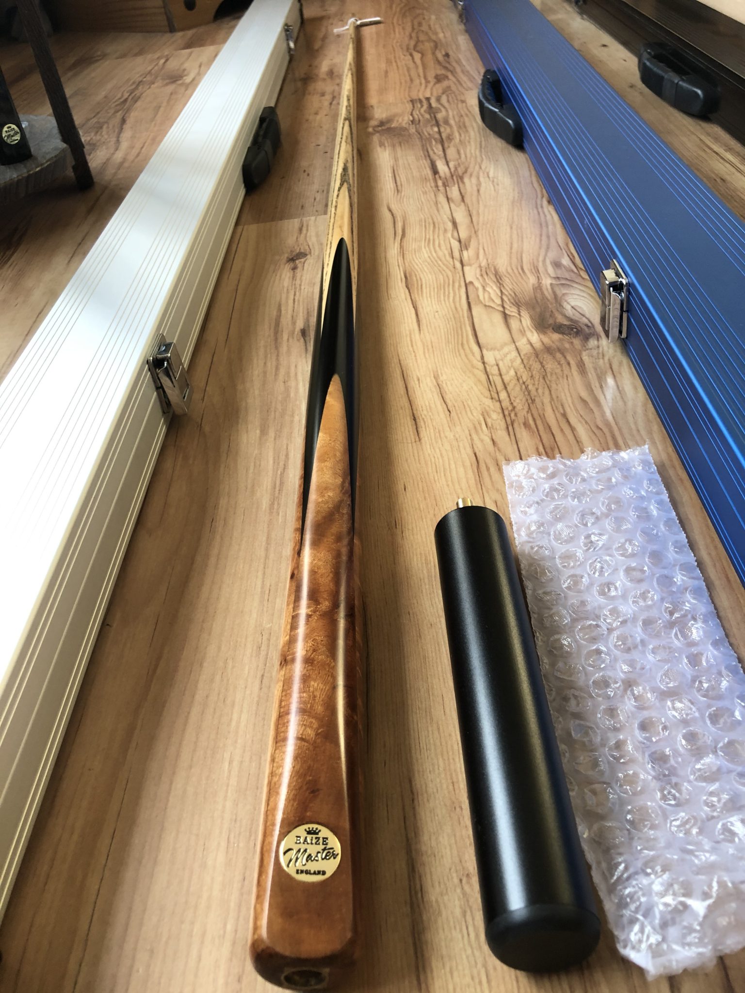 Baize Master Snooker & Pool Cues - Cymru Cues